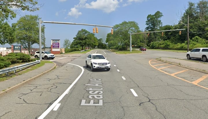 RIDOT: East Avenue Lane Shifts Start Sept. 19 - WarwickPost.com